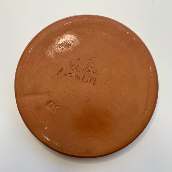 Nélia Patalim | Accents | Nlia Patalim Artist Pottery Painted Girl Low ...